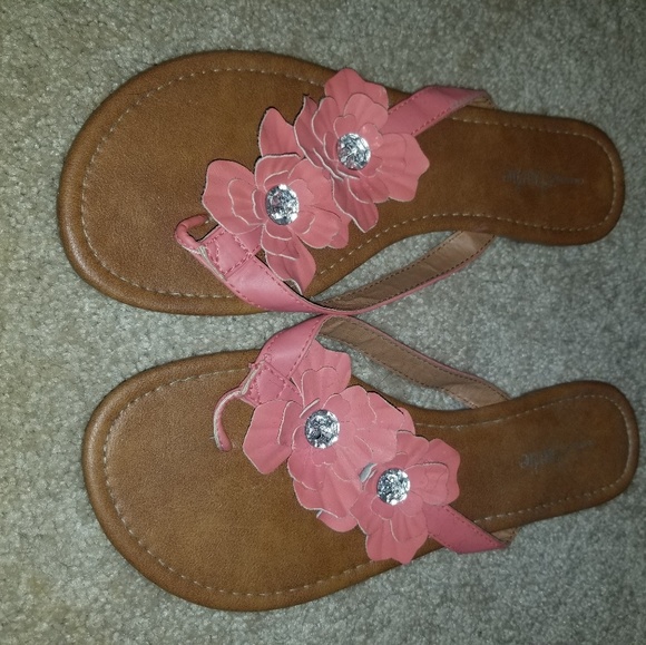 Charming Charlie | Shoes | Sandals | Poshmark